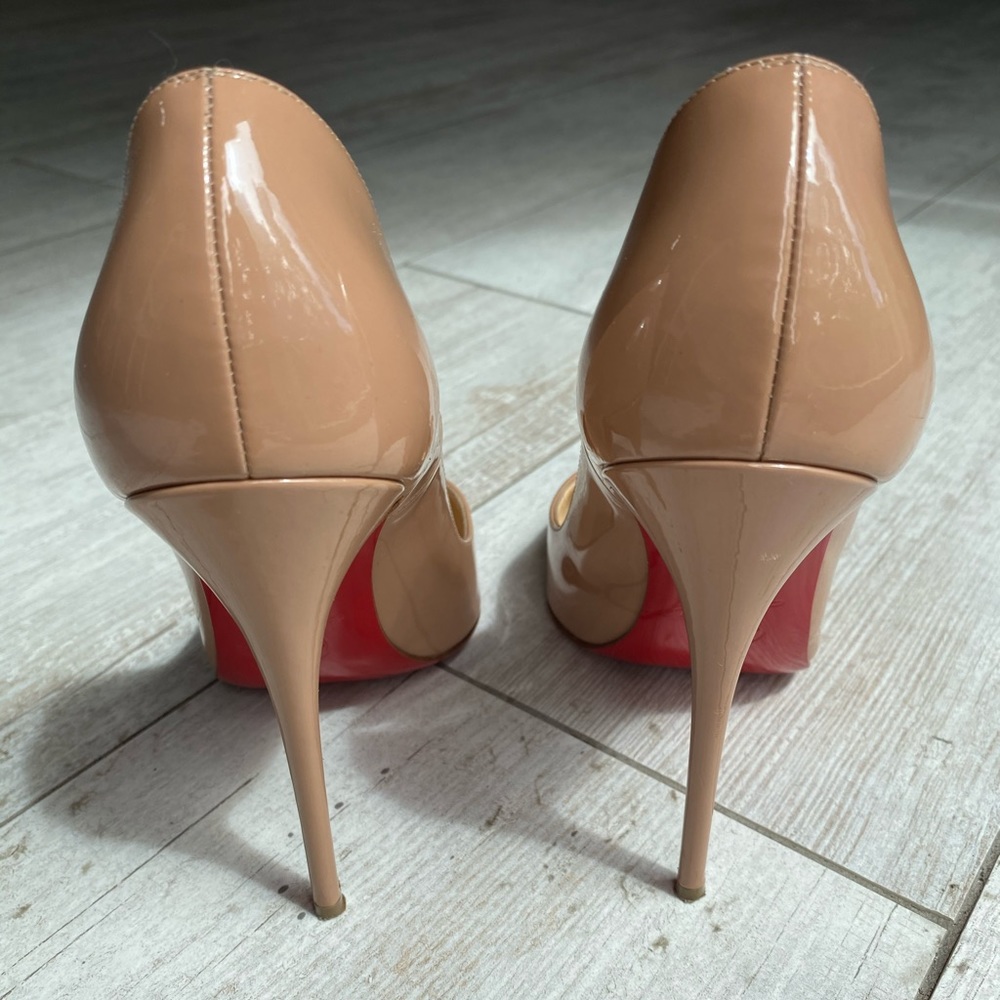 Christian Louboutin So Kate - Gem